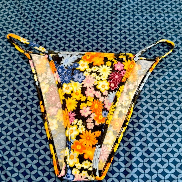PINK Victoria's Secret | Intimates & Sleepwear | Xl Barely Worn Floral ...